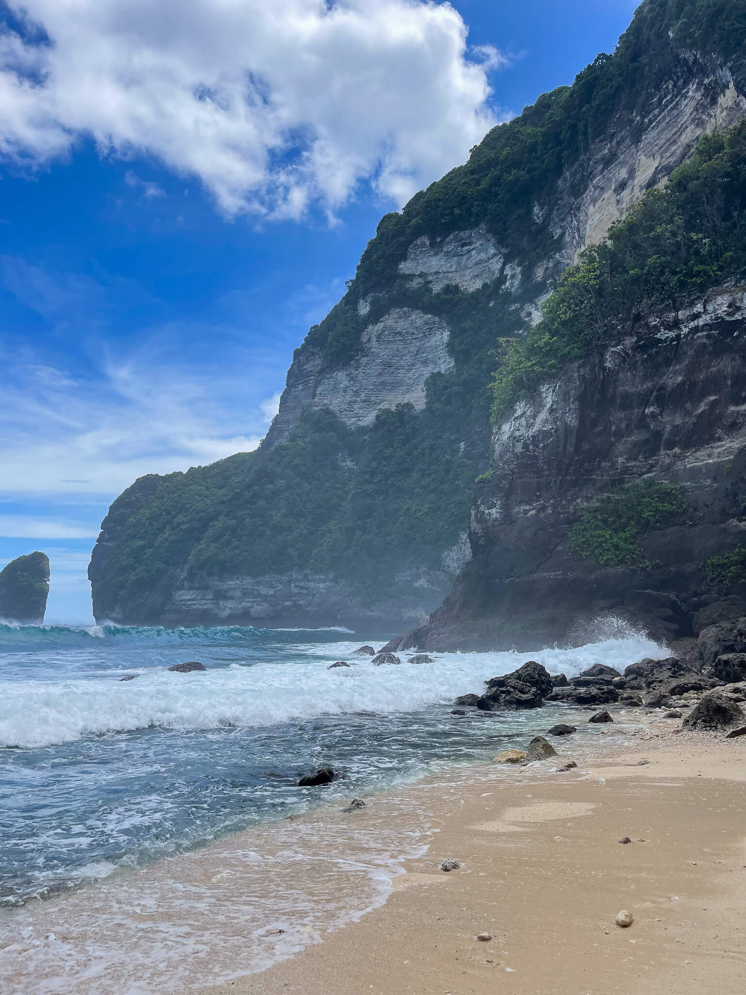 What You Should Know Before Visiting Tembeling Beach: How To Get There ...
